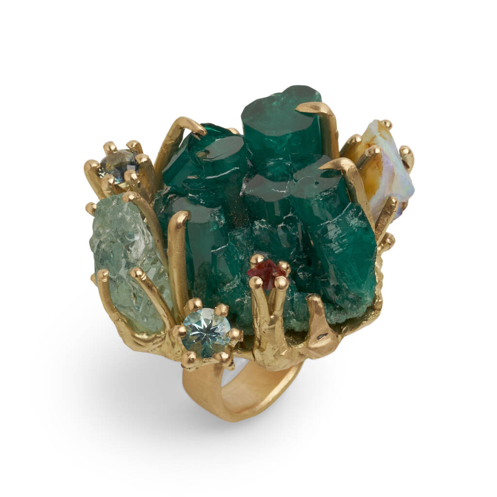 WHAT AM I LOOKING AT : A selection of Australian Contemporary Wearables ...